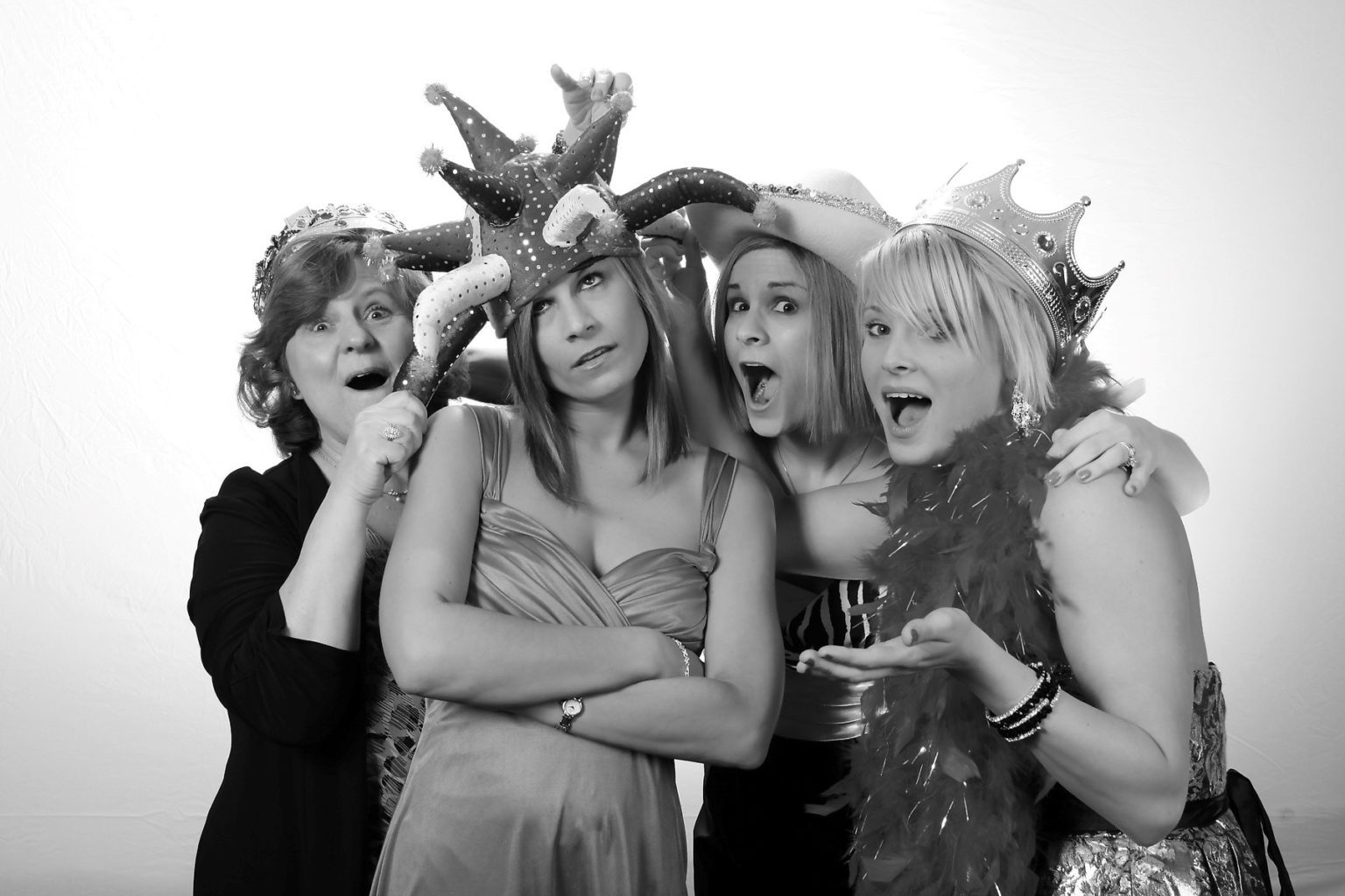 Glam Booth PhotoBooth - NWI Photo Booth Rental